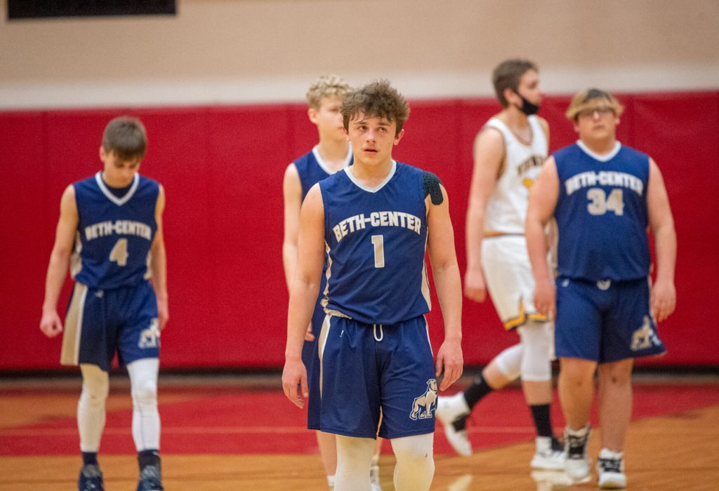 Apollo Ridge sinks Bulldogs with barrage of 3-pointers - Herald-Standard